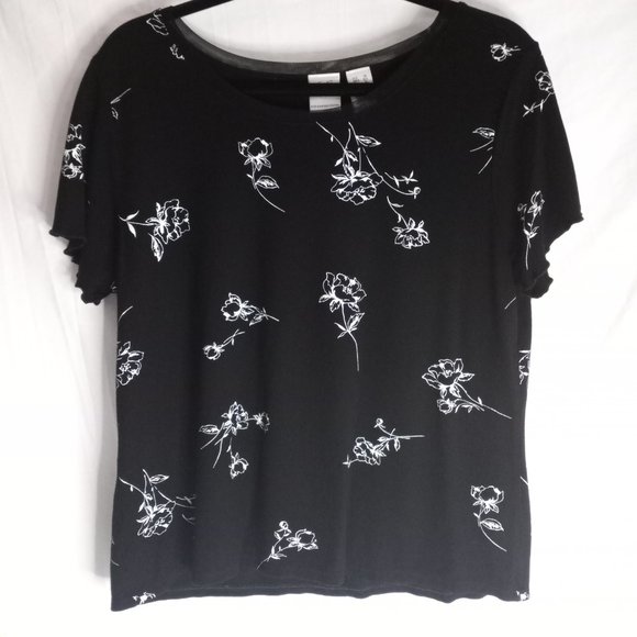 Emma James | Tops | Womens Xl Emma James White Roses Blouse | Poshmark